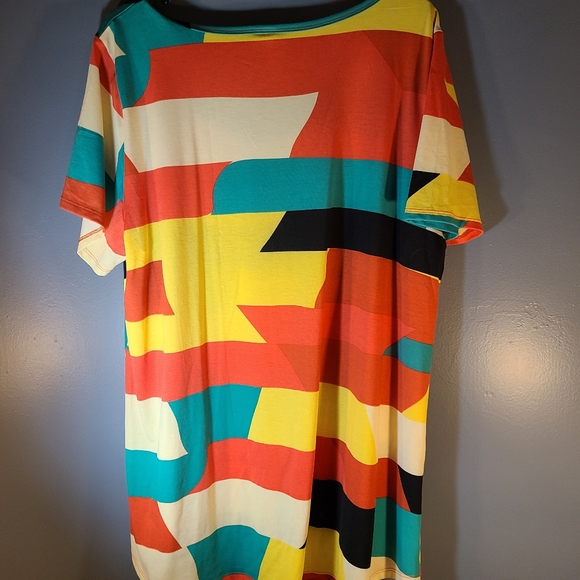 LuLaRoe | Tops | Lularoe Roe Tunic Geometric Matters | Poshmark